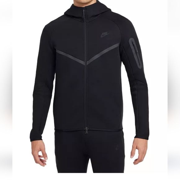 Nike | Sweaters | Nike Tech Fleece Zip Up Hoodie | Poshmark